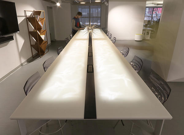 SITU – Bionic Solution Community Table